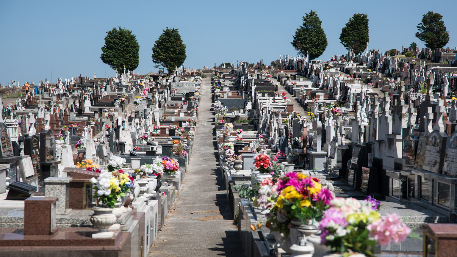 El significado y los orígenes de la lápida - My CMS